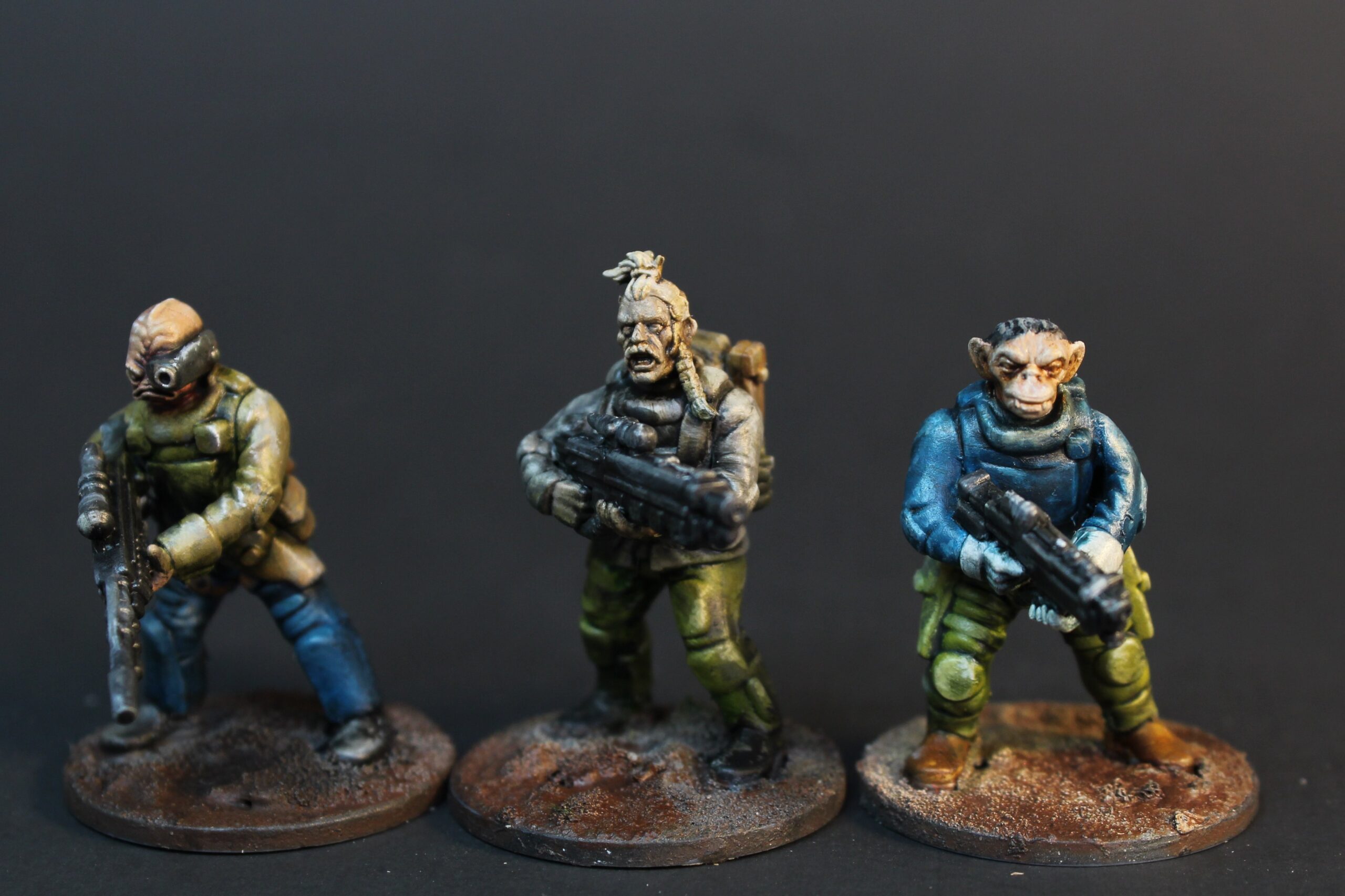 Miniatures for Stargrave and Five Parsecs now have oil paints! - ArtMesa