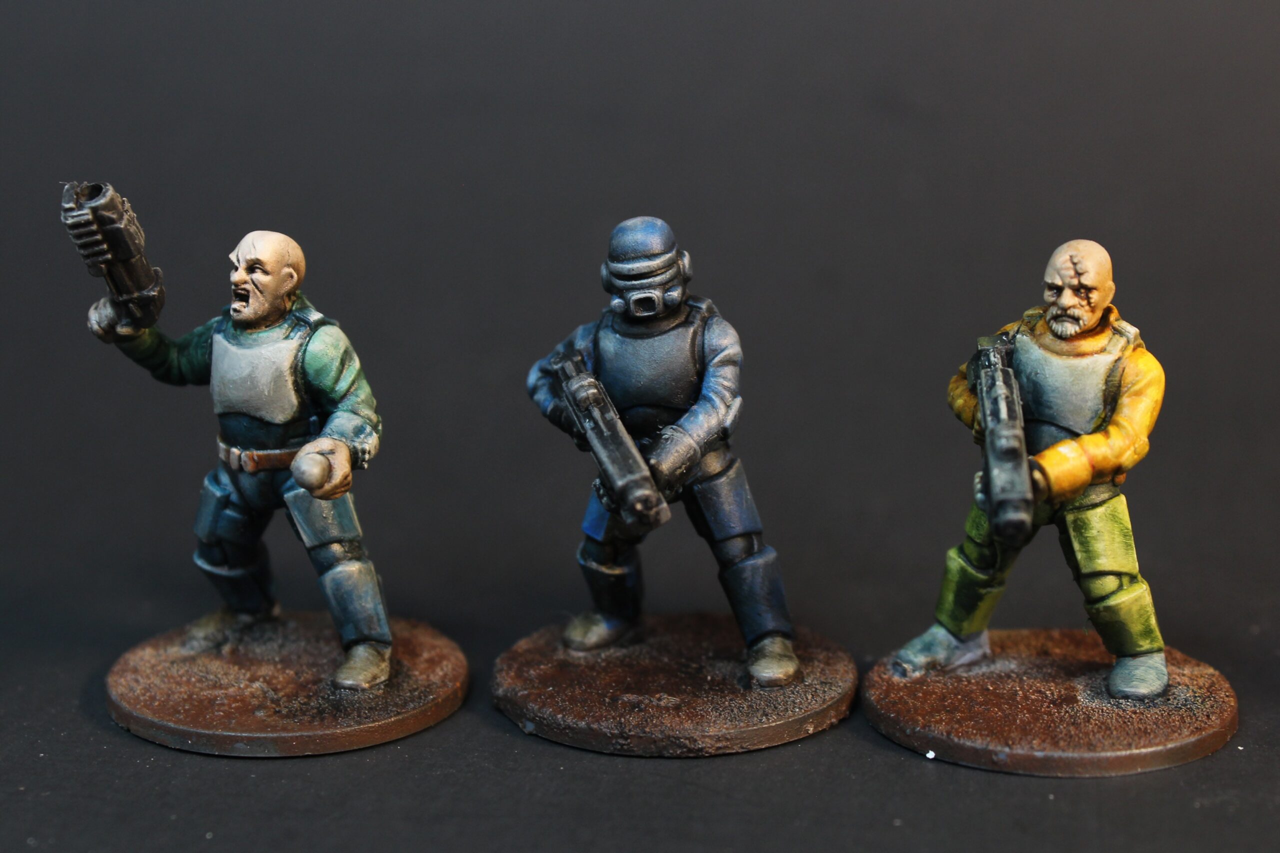 Miniatures for Stargrave and Five Parsecs now have oil paints! - ArtMesa